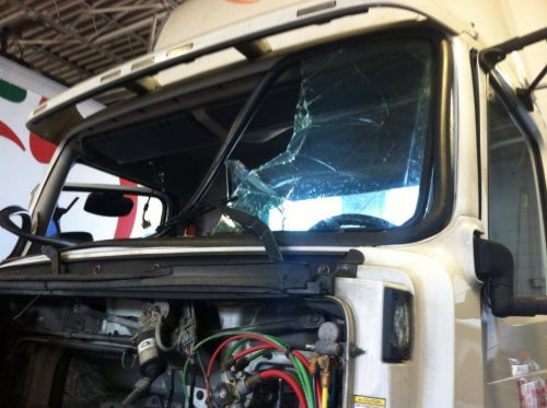Semi Truck Windshield Replacement Near Me